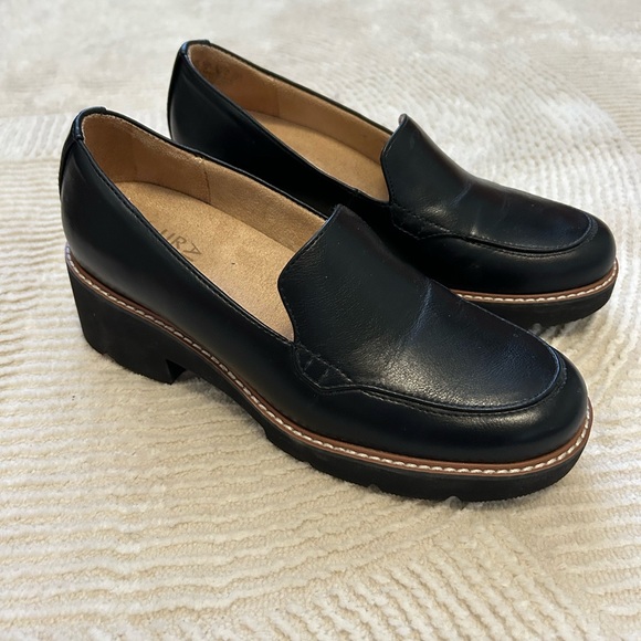 Naturalizer | Shoes | Naturalizer Black Classic Loafers | Poshmark